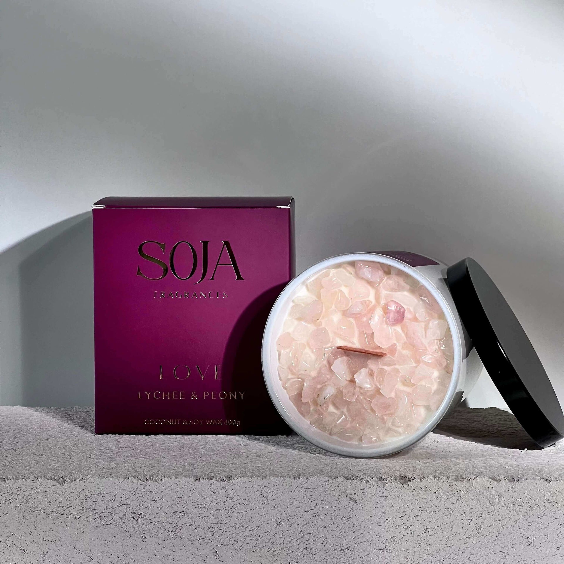 Lychee & Peony Rose Quartz Crystal Candle |Soja Fragrances
